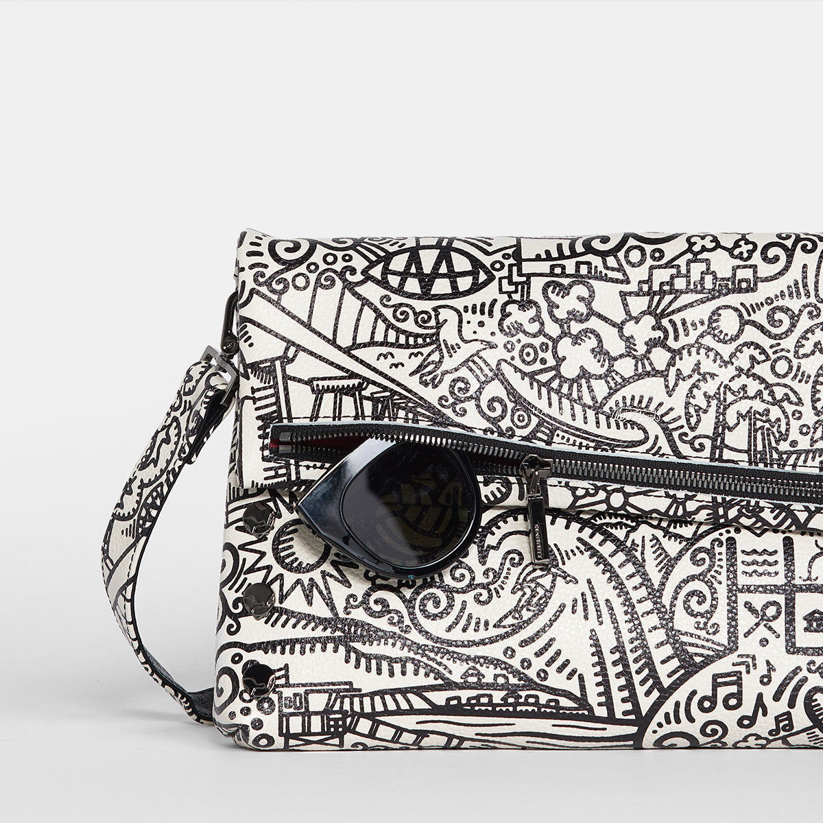 Alex Alpert – HAMMITT